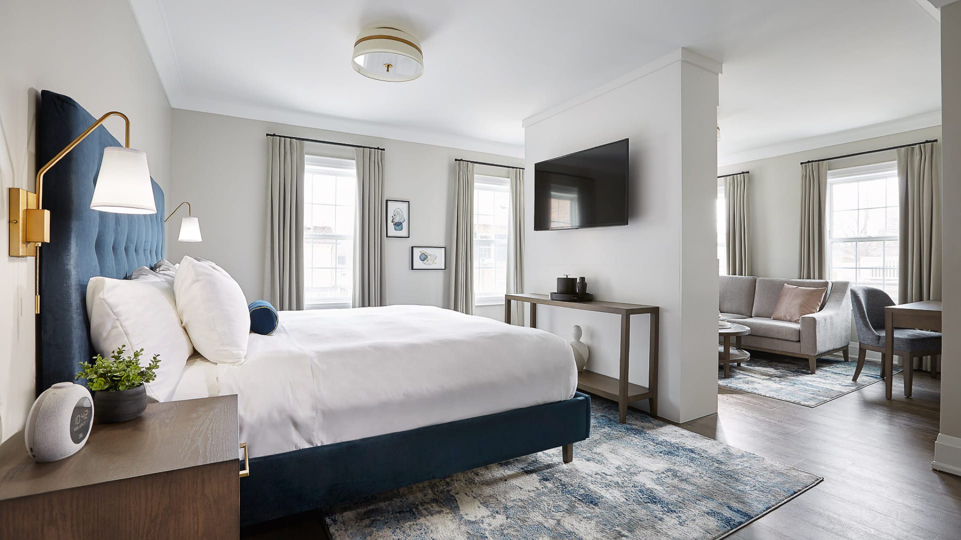 Niagara-on-the-Lake Hotel Deals & Packages | 124 on Queen